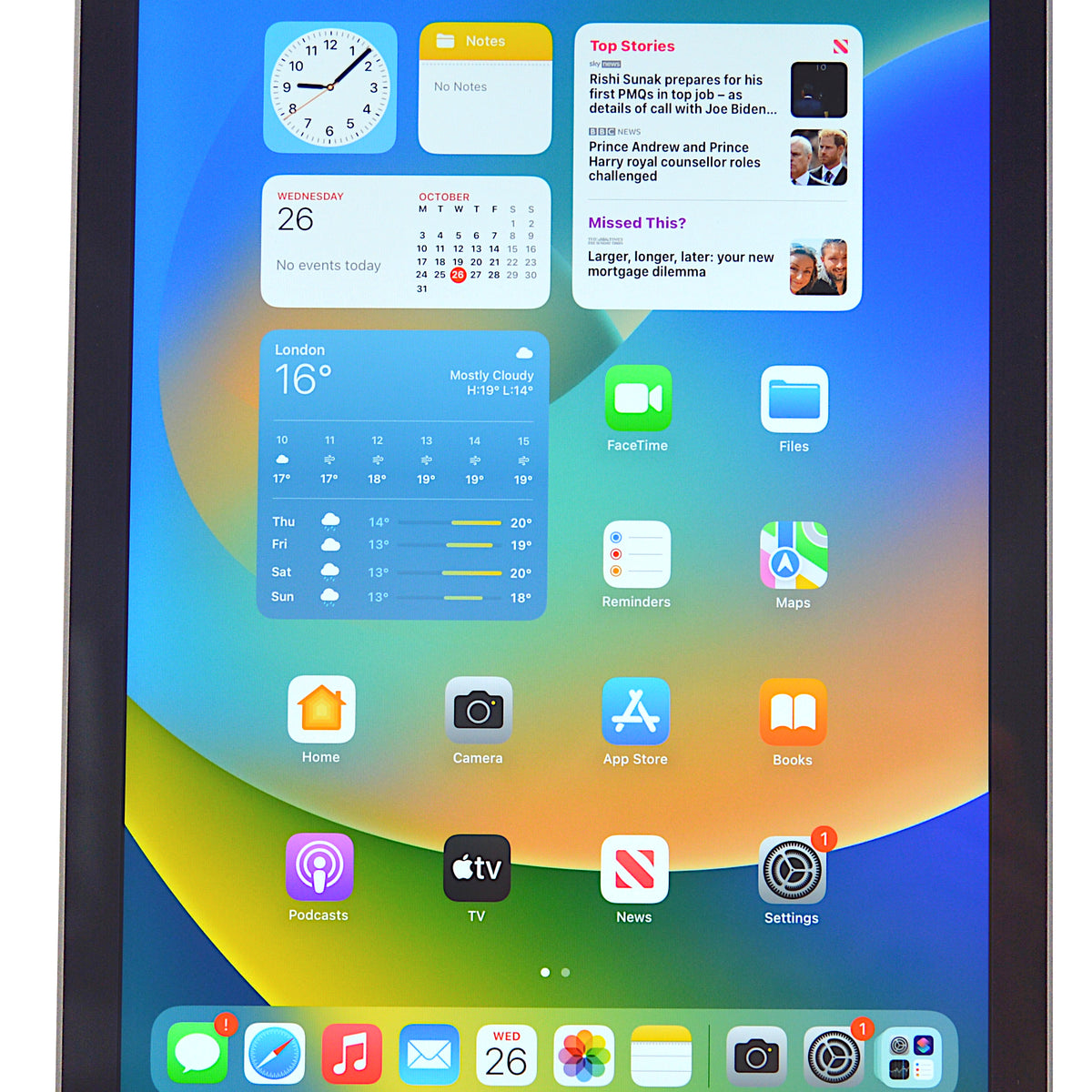 Apple iPad 5th Generation Tablet, 32GB, WiFi + GSM, Unlocked, Space Gr ...