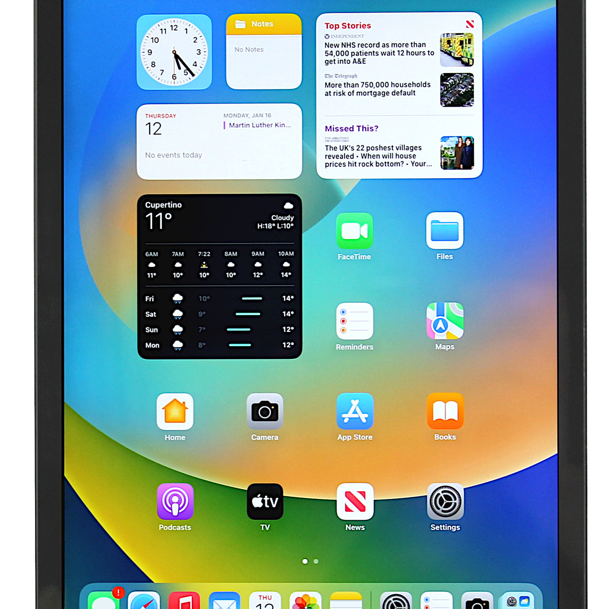 Apple iPad 7th Generation Tablet, 32GB, WiFi + Cellular, Unlocked, Spa ...